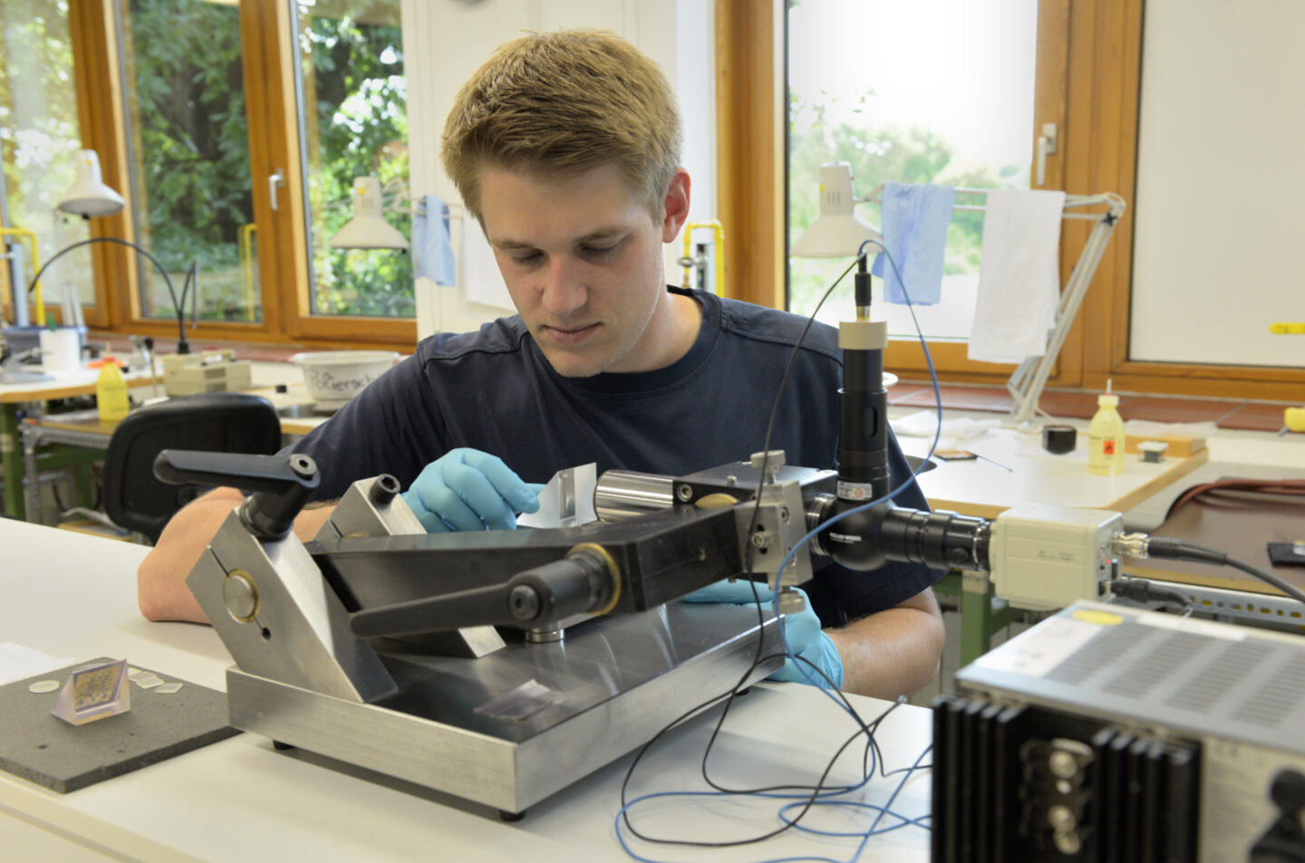 Lösungen mit Licht. Technik, die begeistert - Beratungsnetzwerk ...